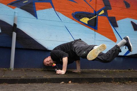 Walta und Wildhardt: Berühmte Mainzer Graffiti-Künstler bei Street-Art ...