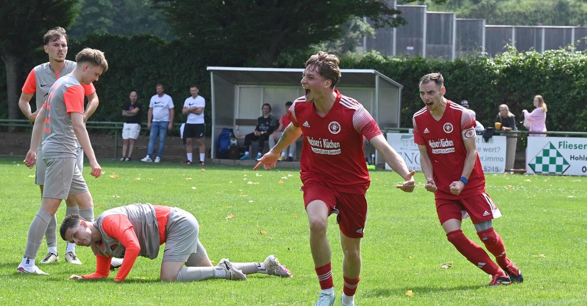 Leon Nauth schießt Fußball-Landesligist SVW Mainz per Hattrick zum Sieg