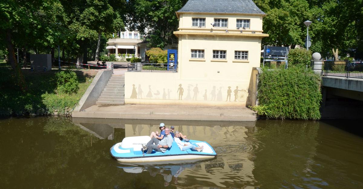 Crucenia: Erst Sauna, dann Tretboot