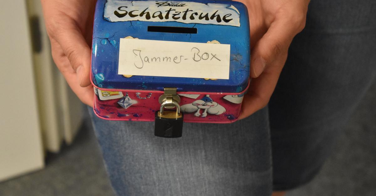 Crucenia: Jammer-Box