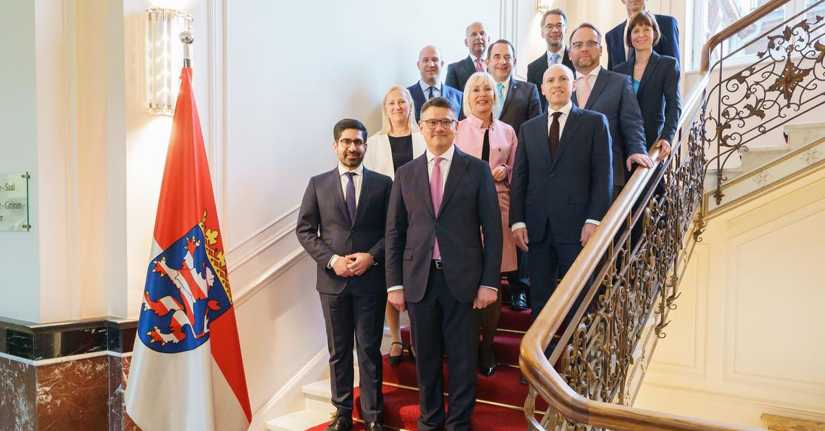 Opposition wirft Landesregierung magere Halbzeit-Bilanz vor