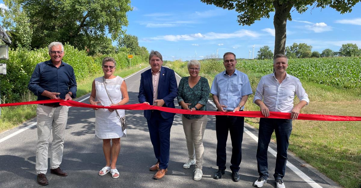 Neue Fahrbahn für mehr Sicherheit bei Eppelsheim