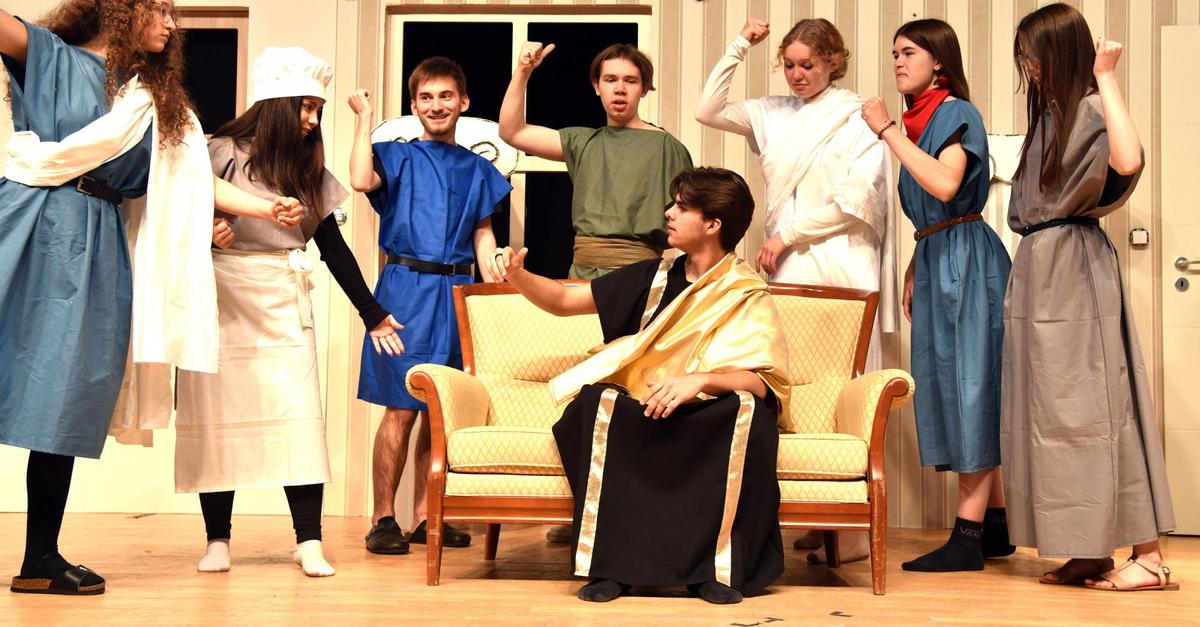 Theater-AG des SMG Ingelheim feiert Premiere