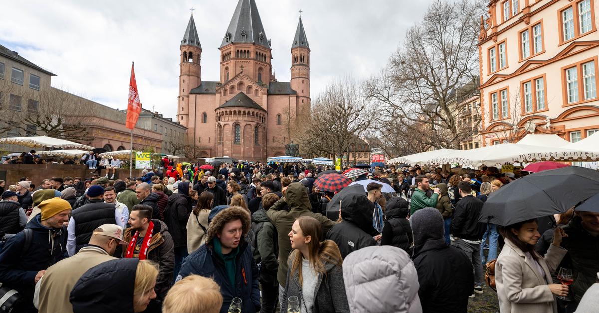 Mainzer Marktfrühstück: Beschicker klagen über Party-Volk