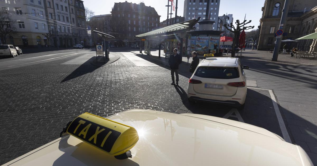 Mainzer Taxifahrern ist Kleidung wichtig