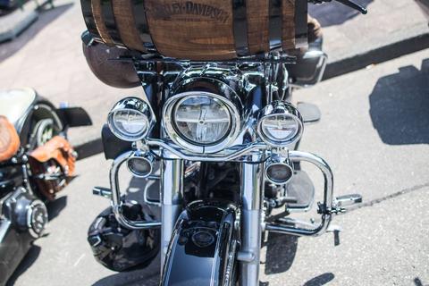 Tausende Motorräder - Harley-Spektakel in Rüdesheim und Pohl