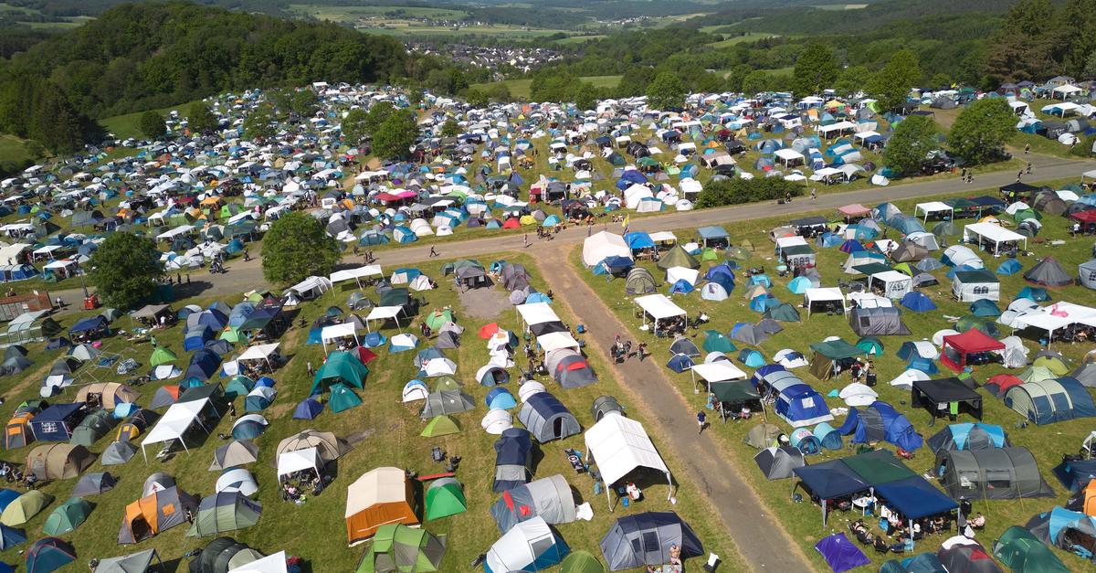 Fans reisen zu Rock am Ring - Campingplätze offen