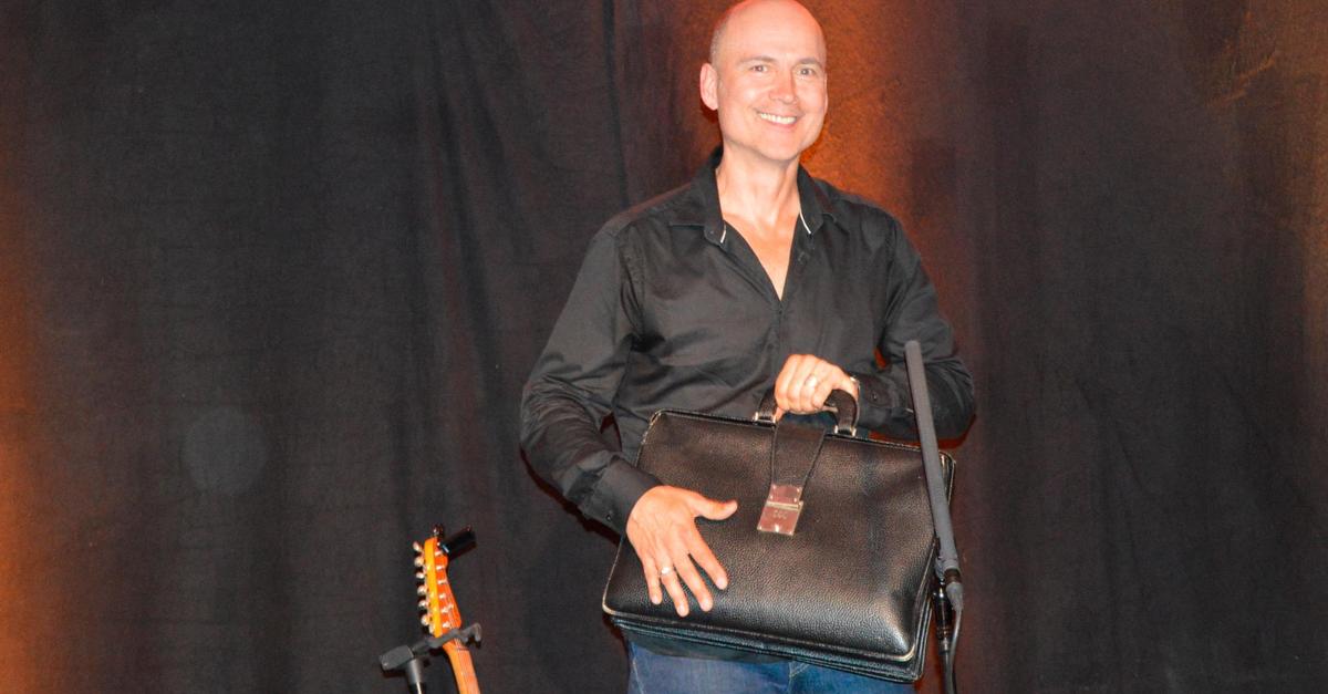 Oliver Steller in Ortenberg - Lyrisches für alle Fälle