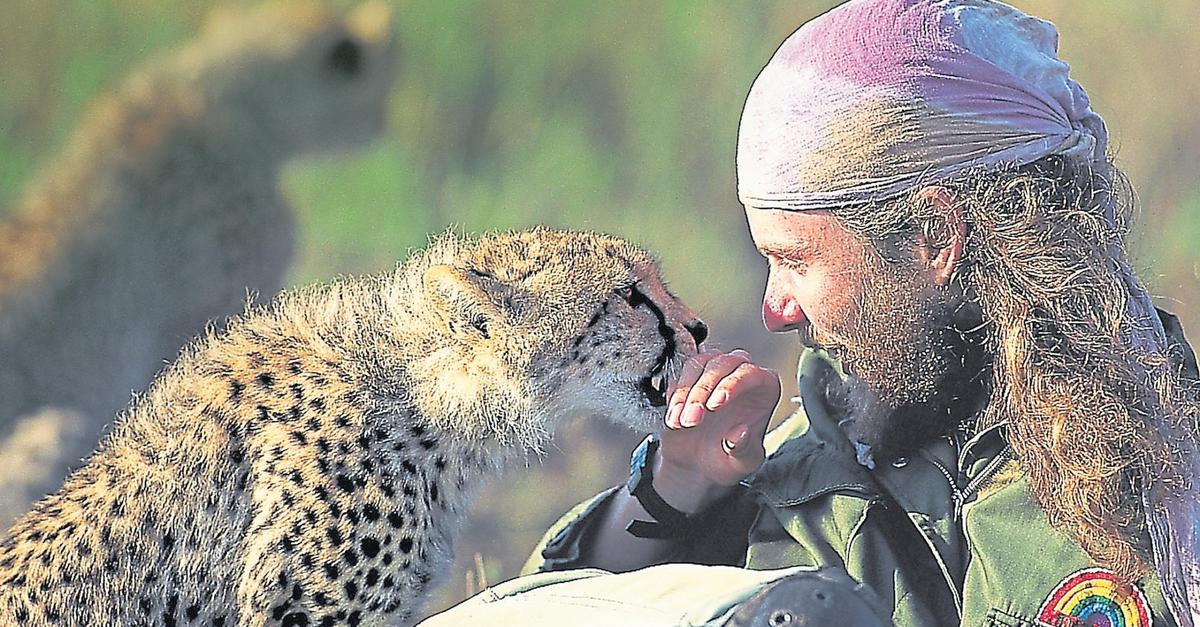 Der Gepardenmann – Matto Barfuss lebt mit den Wildtieren