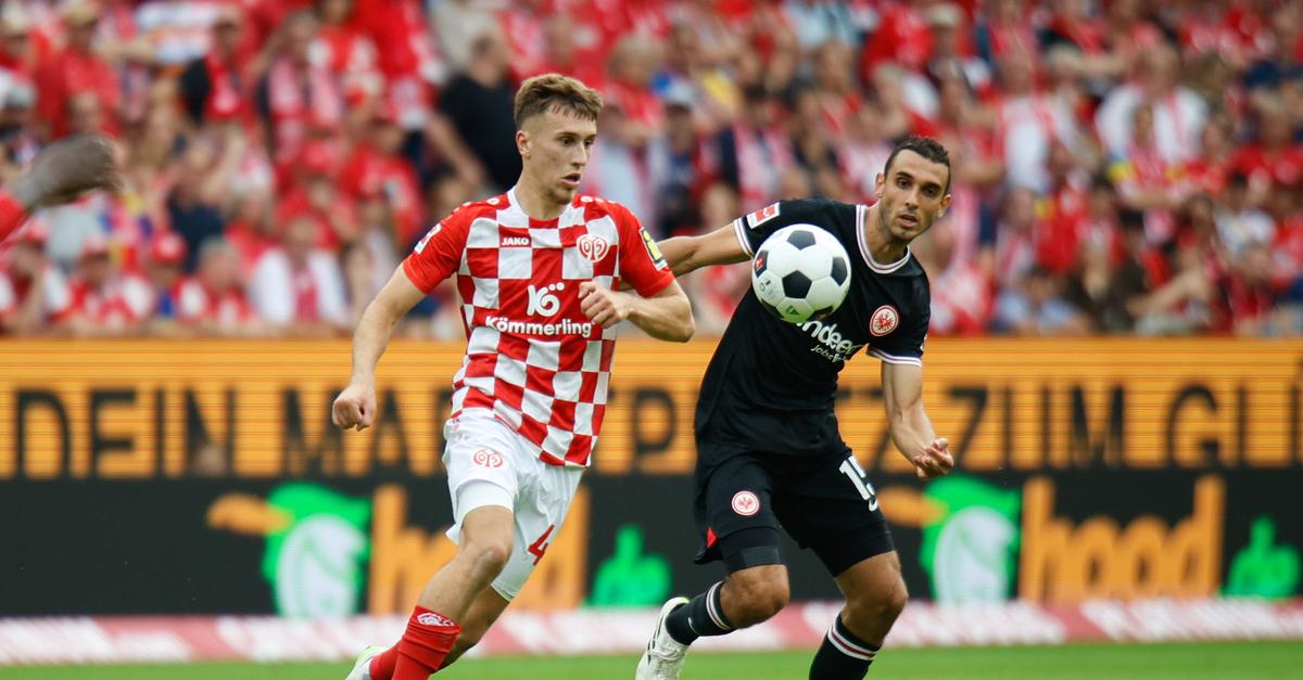 Mainz-05-Talent Brajan Gruda erhält Fritz-Walter-Medaille