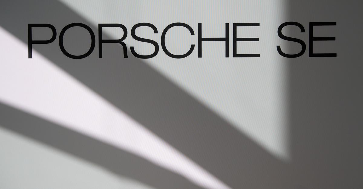 VW-Dachgesellschaft macht fast eine Milliarde Euro Verlust